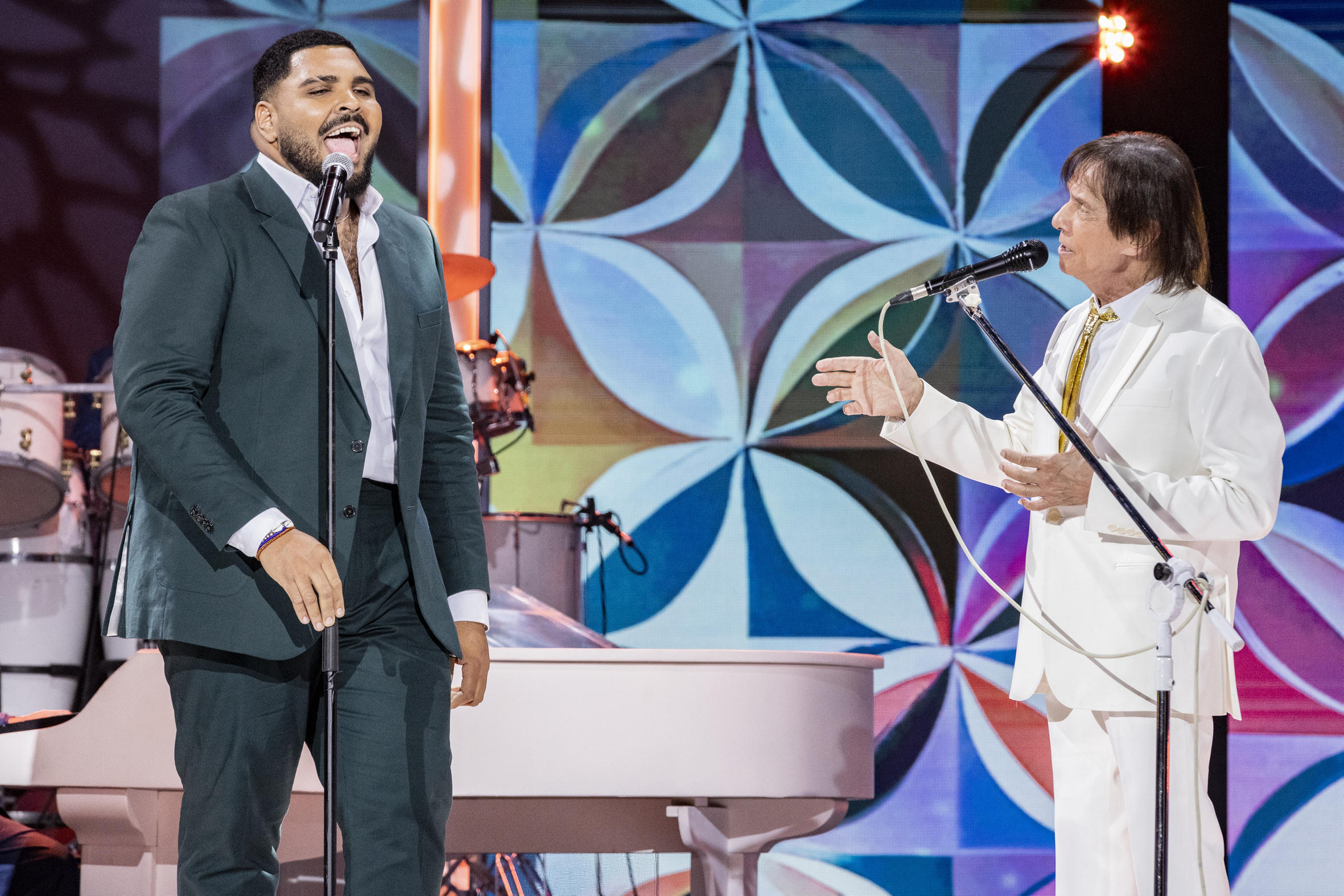 Especial Roberto Carlos: veja quem está no time de convidados - Rádio Itatiaia