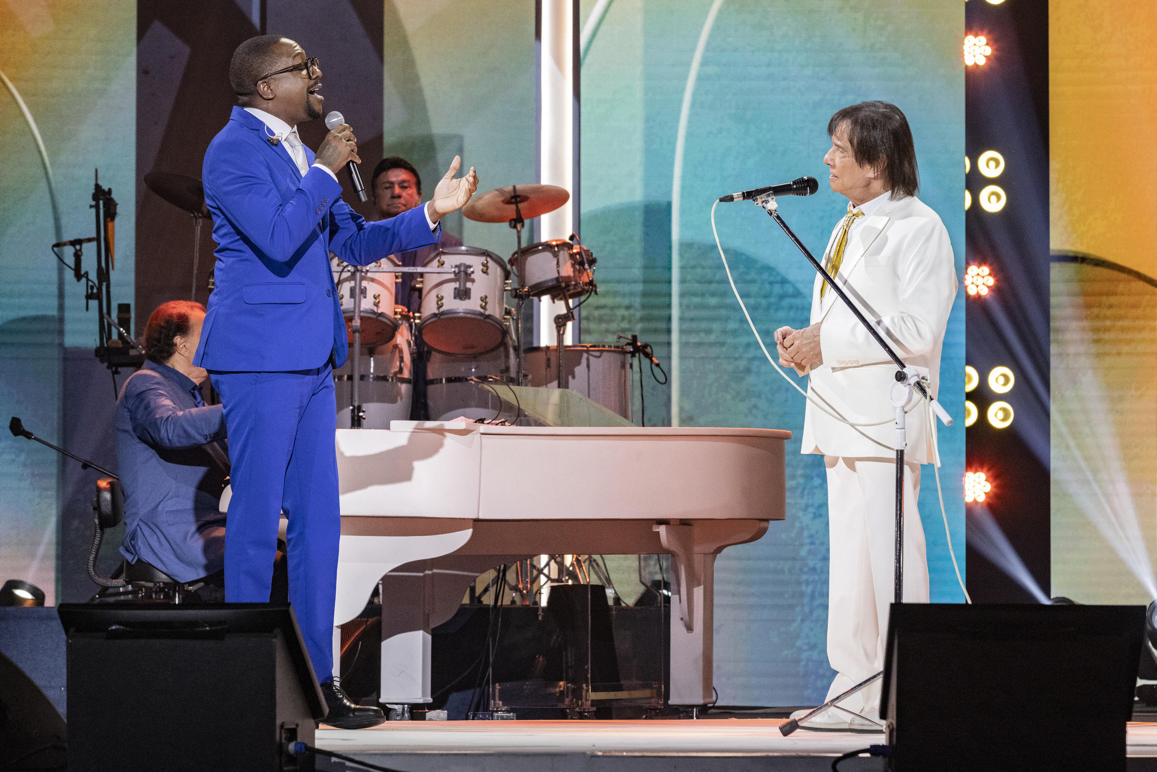 Especial Roberto Carlos: veja quem está no time de convidados - Rádio Itatiaia