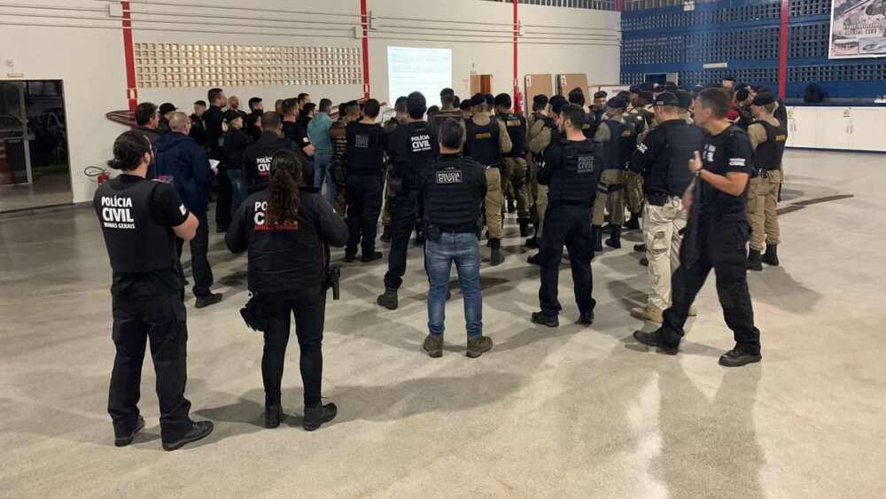 Suspeitos De Envolvimento Em Tráfico De Drogas E Assassinatos Em Juiz